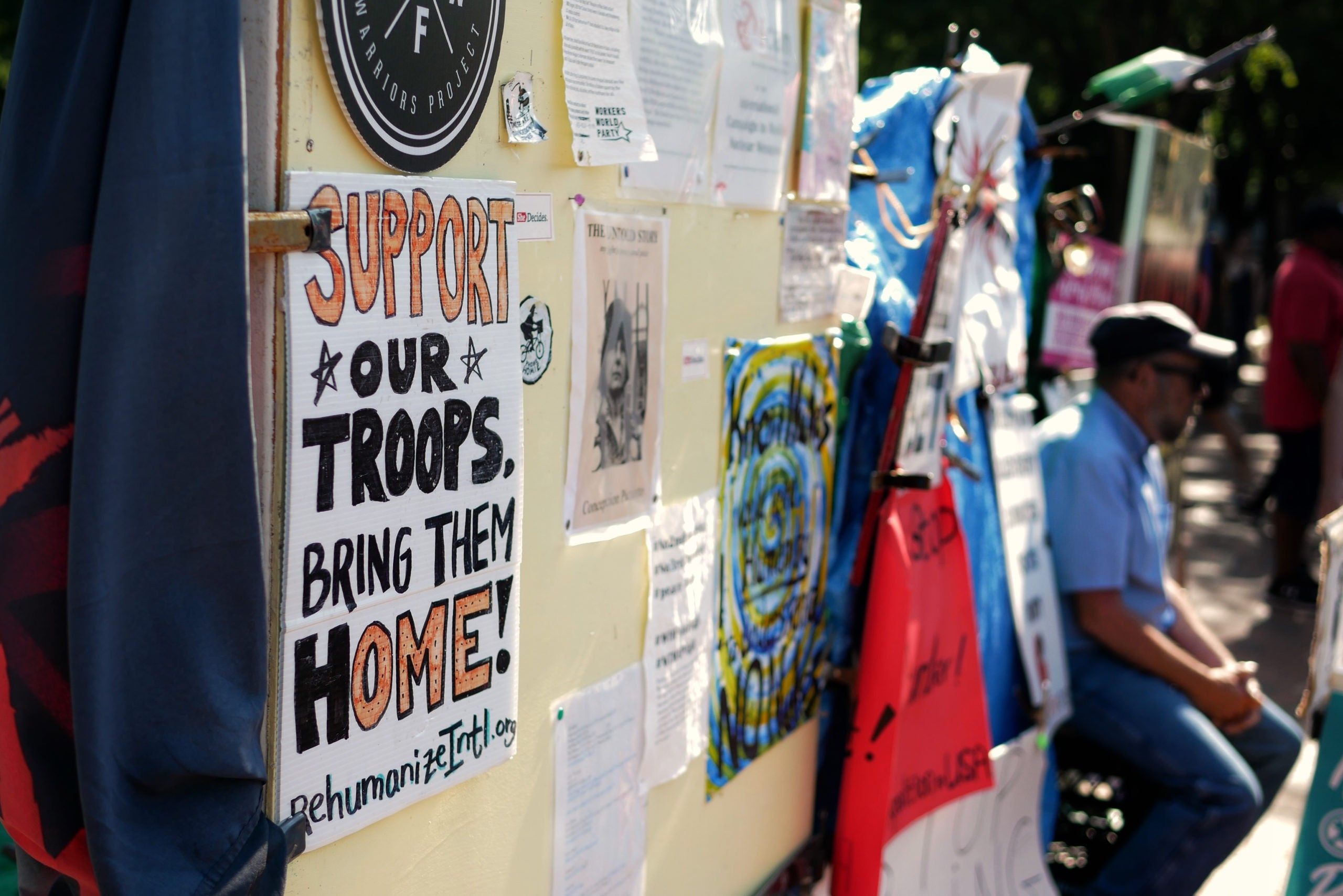 Populists and progressive groups have serious differences to overcome ...